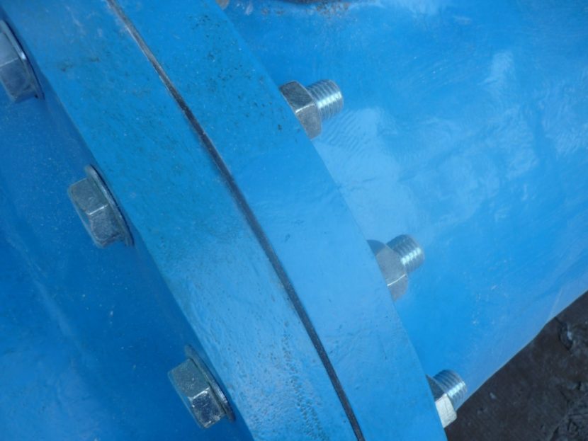 Cation & Anion Vertical Pressure Vessel | Heng Lee