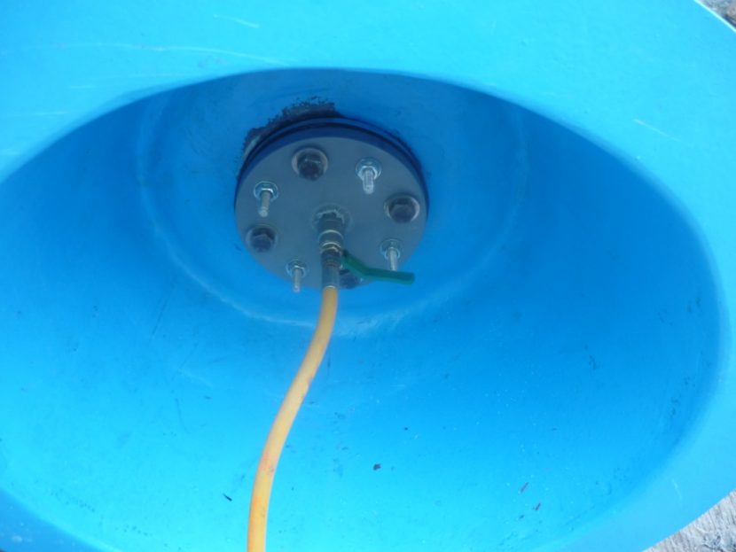 Cation & Anion Vertical Pressure Vessel | Heng Lee